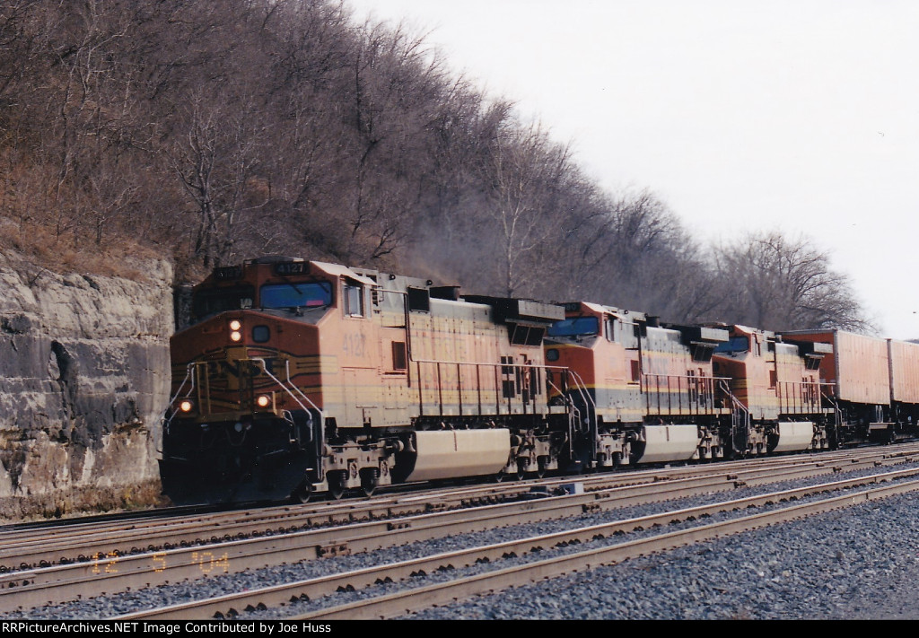 BNSF 4127 West